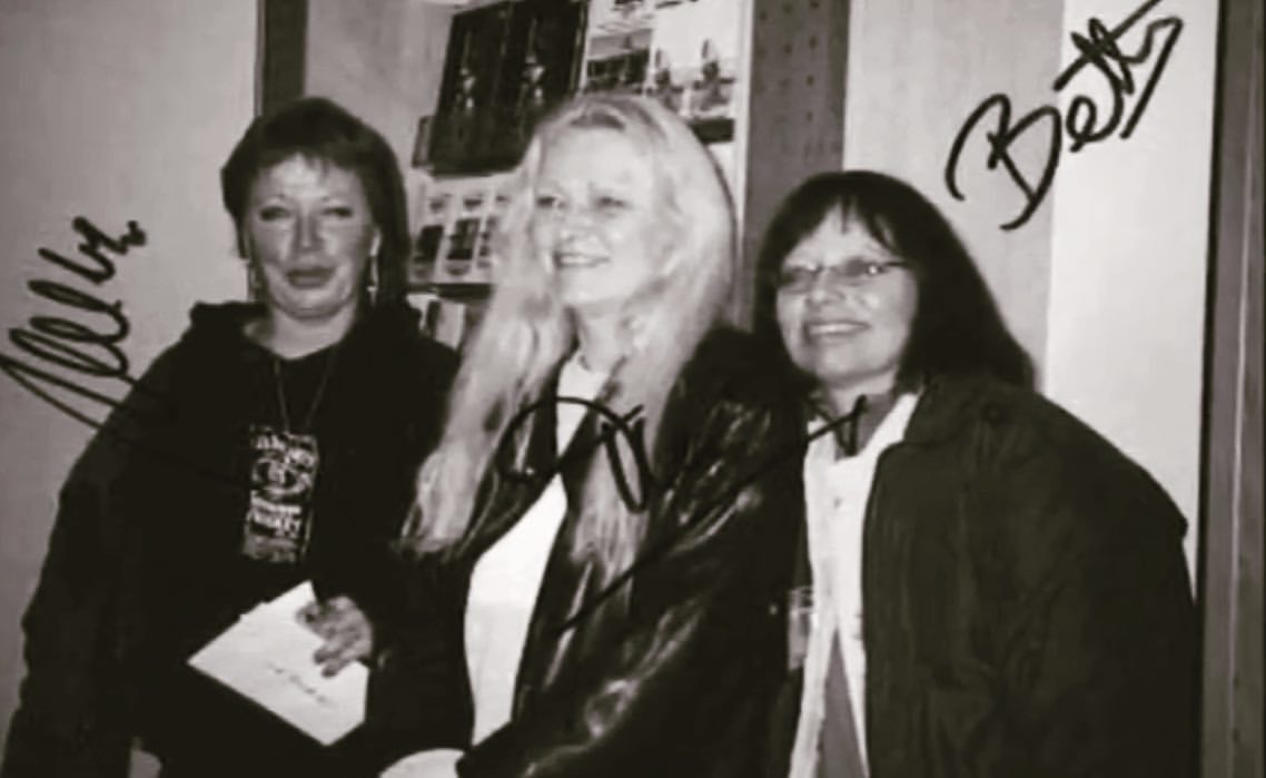 Gallery 9 – PUSSYCAT ONLINE: Take A Look At Pussycat / Toni Wille – The ...